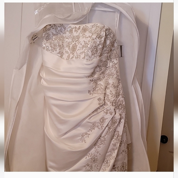 David's Bridal | Dresses | 298 Davids Bridal Strapless Satin Aline Side ...